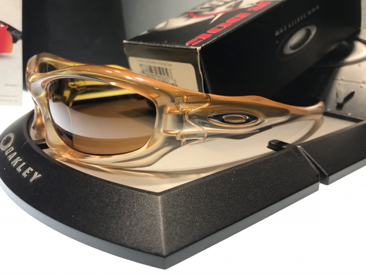 Oakley Monster Dog Sunglasses | Review & Guide
