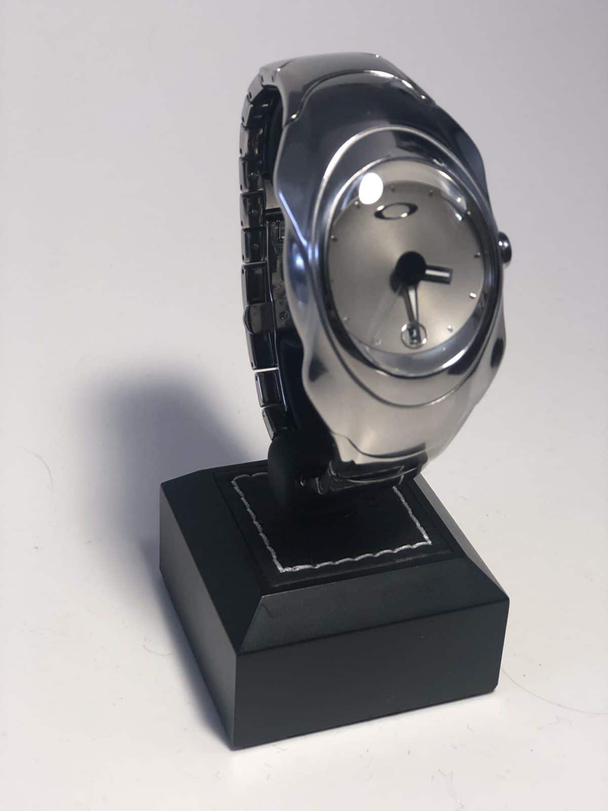 Oakley Watches | The Complete Guide to Every Oakley Watch