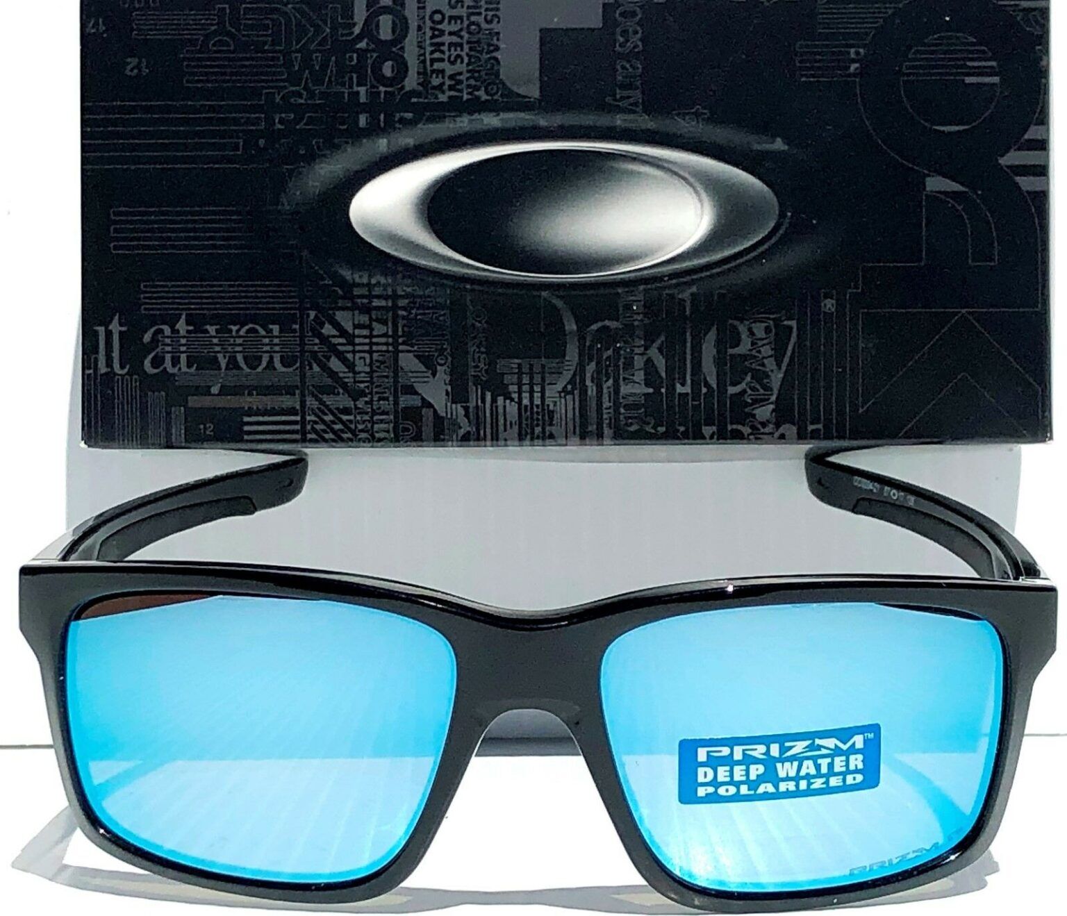Oakley Mainlink XL Sunglasses | Review & Guide