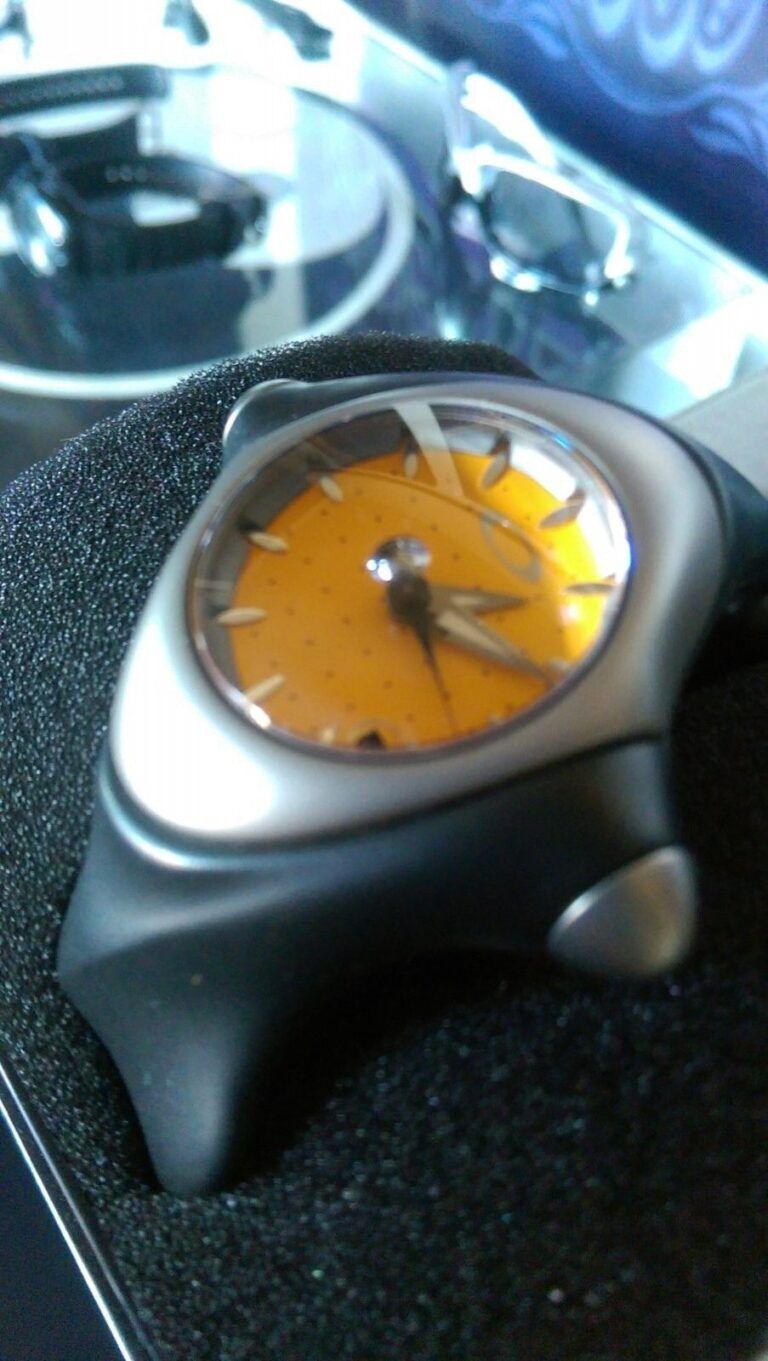 Oakley Watches | The Complete Guide to Every Oakley Watch